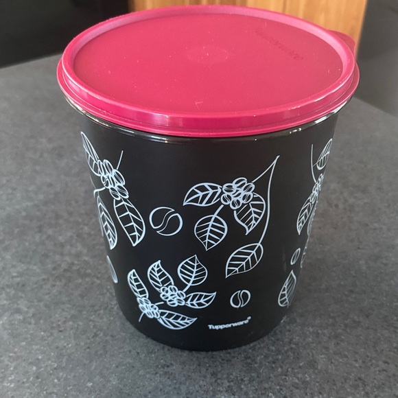 Tupperware | Kitchen | Tupperware Black And Pink Leaf Design Coffee ...